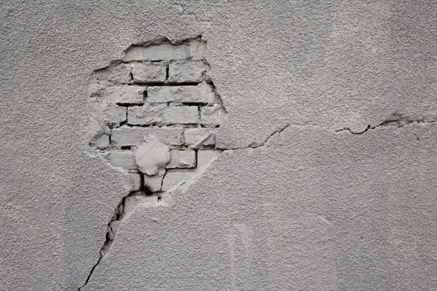Repairing Stucco Cracks: Timely Action for a Stronger Exterior ...